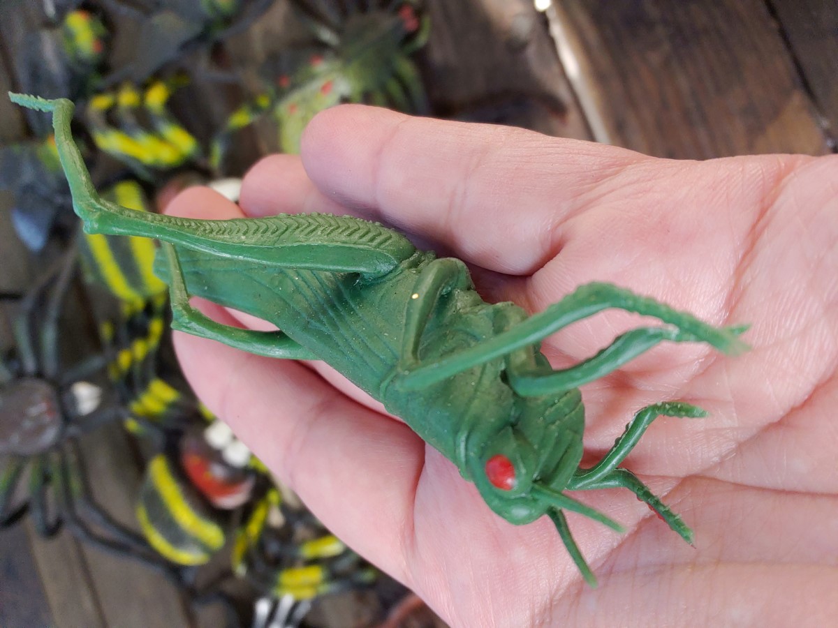 Bogleech Halloween 2024: Valuable Vintage Bugs